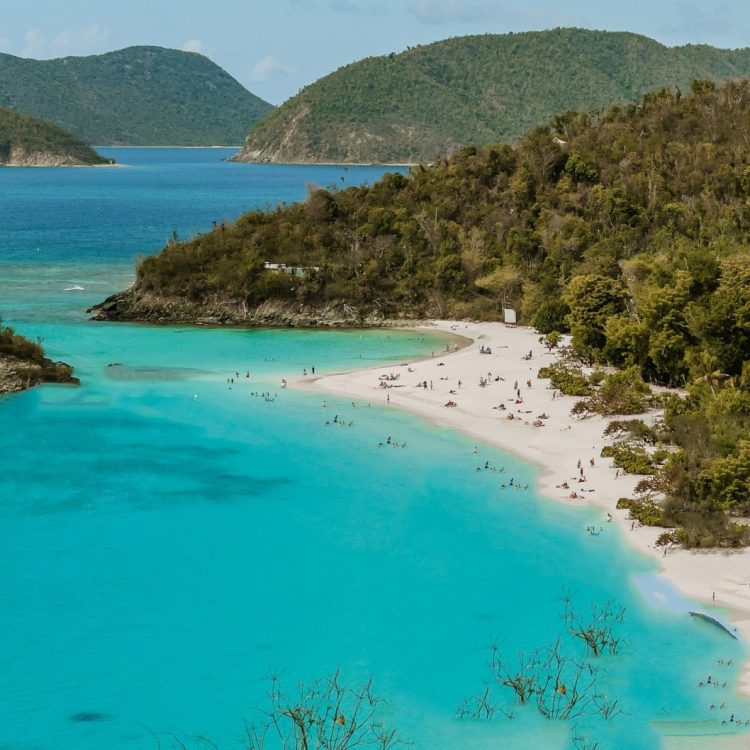 Activities & Amenities at Lovango Caribbean Restaurant & Resort